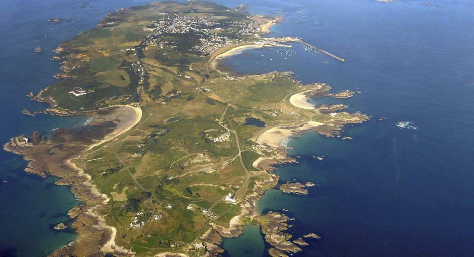 Nursery Nurse Millie Smale's 240-Mile Commute - Humly